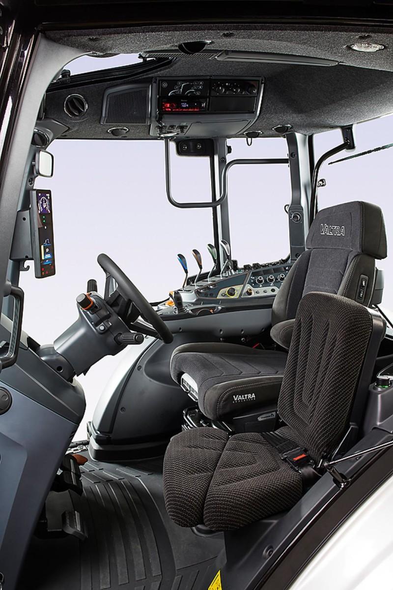 First-class tractor experience