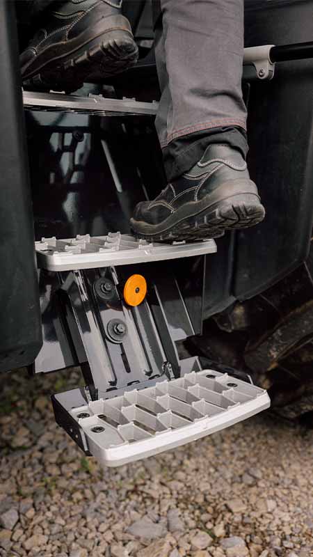 Safe tractor access - step-by-step