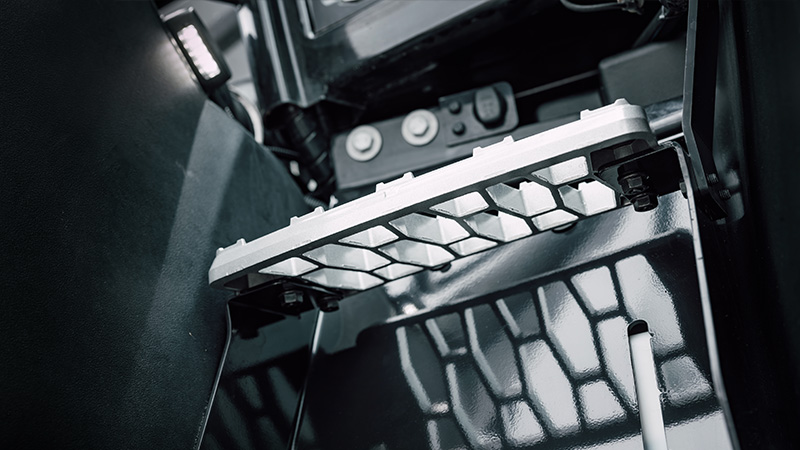 Safe tractor access - step-by-step